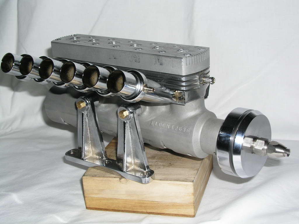 Model engines of unknown origin: Page 4